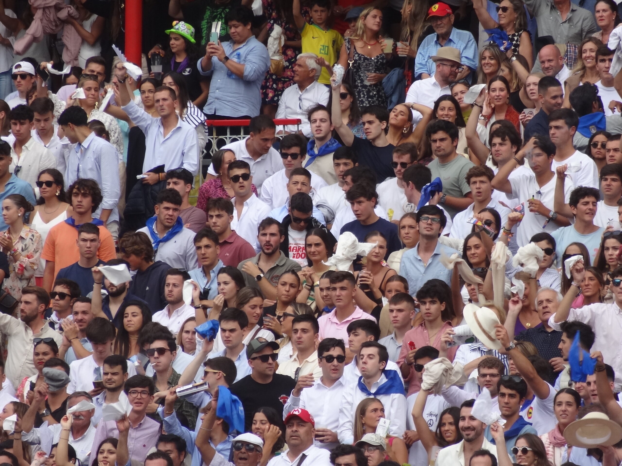 Edito août 2023 par D V - 2023, un parfum d’année sans toros - FSTF ...